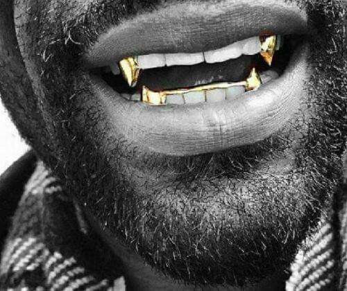 Bottom Gold Half Fang Grillz