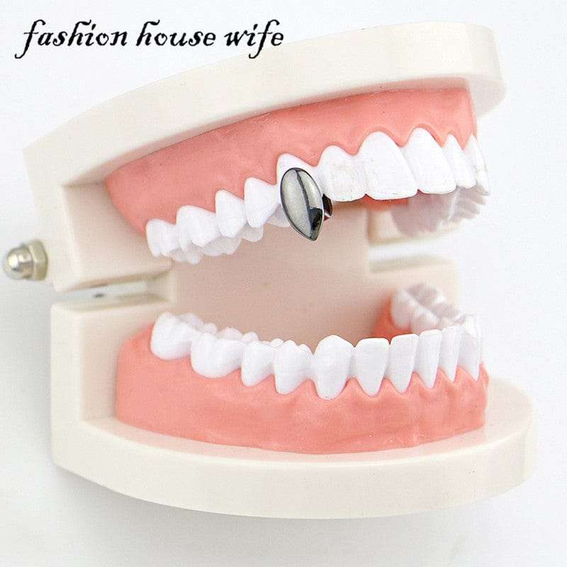 [Single Tooth] Black Single Tooth Vampire Fang – Rhino Grillz