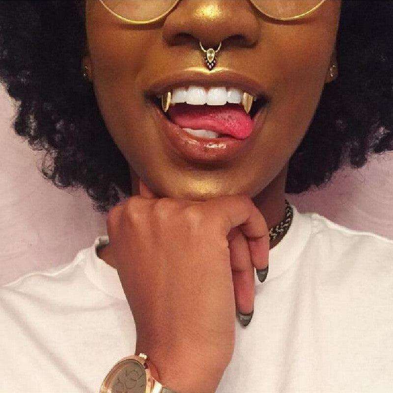[Single Tooth] Gold Plated Vampire Fang Grill – Rhino Grillz