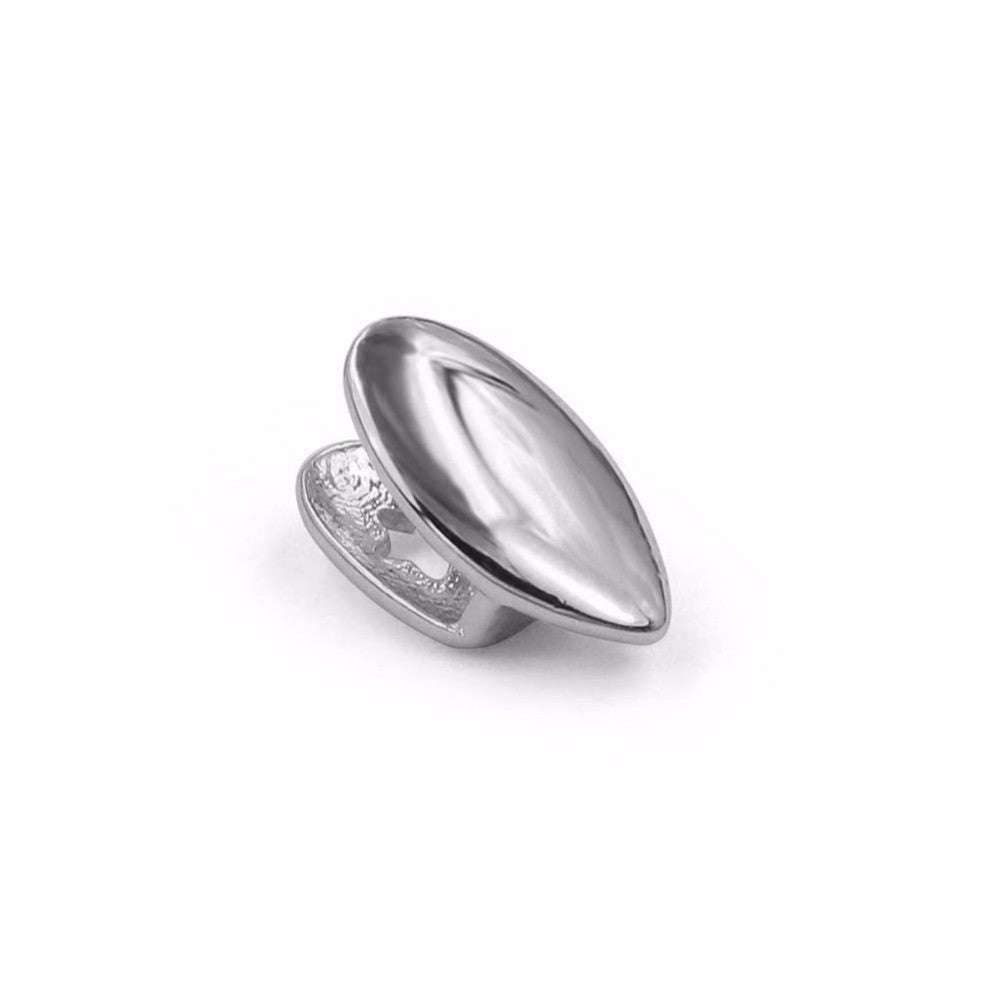 Single Tooth Premade Silver Plated Metal Fang Grillz – Rhino Grillz